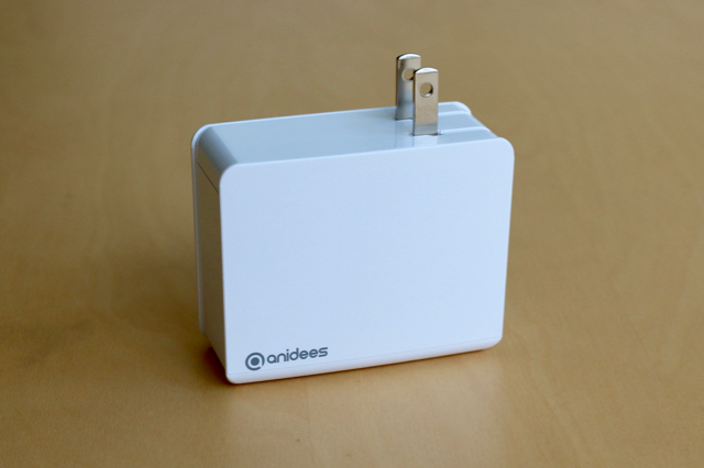 多孔 USB 充電 anidees 全新 QC 2.0 快充充電器 - C Jay Tech