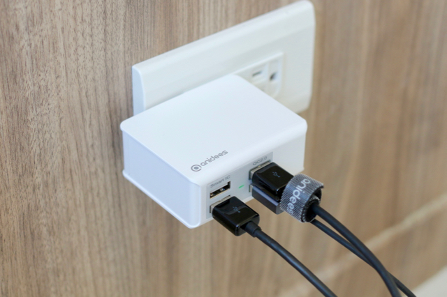 多孔 USB 充電 anidees 全新 QC 2.0 快充充電器 - C Jay Tech