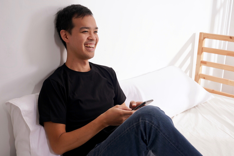 秋冬穿搭與 iPhone X、Apple Watch 使用分享，遠傳網路門市蘋果館讓你輕鬆變型男 - CJay Tech