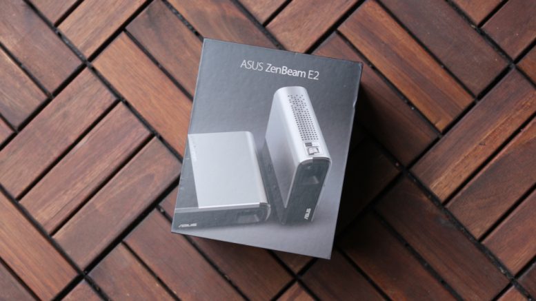 露營神器 ASUS ZenBeam E2 微型無線投影機！實測心得分享 - C Jay Tech