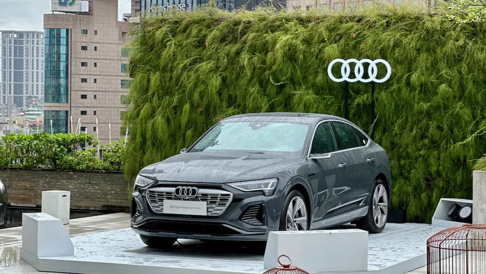 Audi SQ8 e-tron 三馬達性能旗艦，售價 426.5 萬元起 - CJay Tech