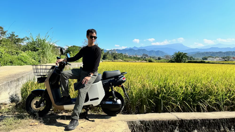 Gogoro CrossOver 二輪跨界新車！騎乘心得分享 - C Jay Tech