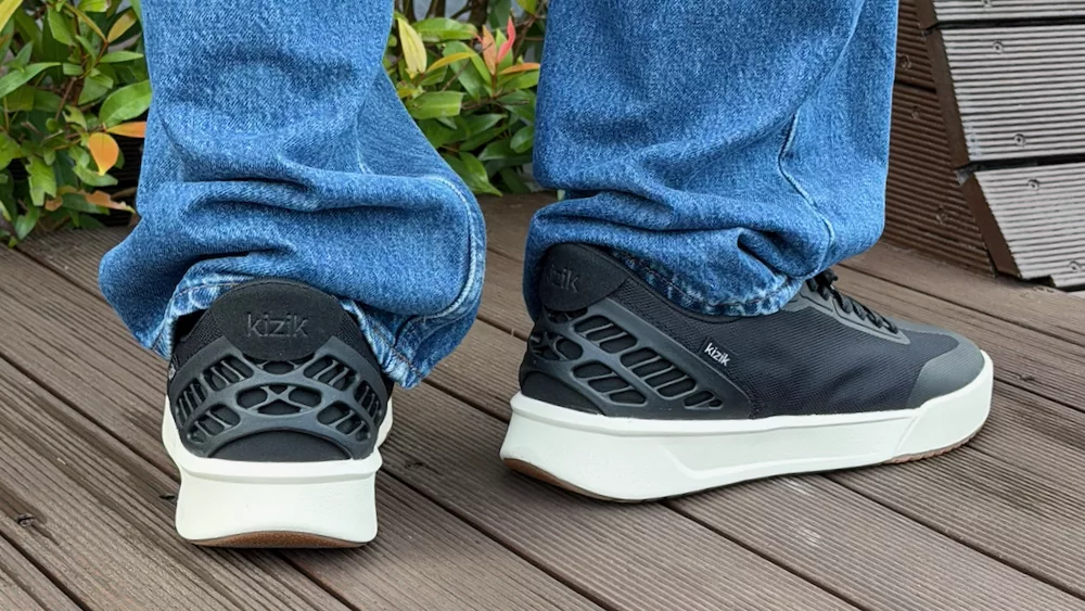 馬斯克也愛穿的 Kizik 免手穿科技鞋｜開箱分享 - CJay Tech
